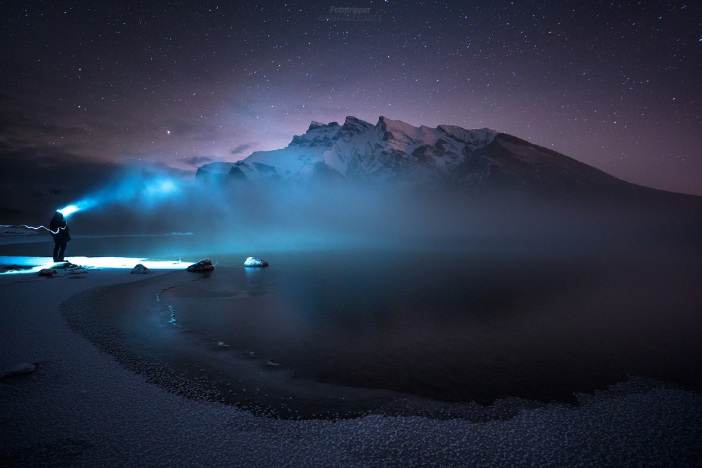 How to Shoot Epic Landscape Selfies - 6 Top Tips - Fototripper