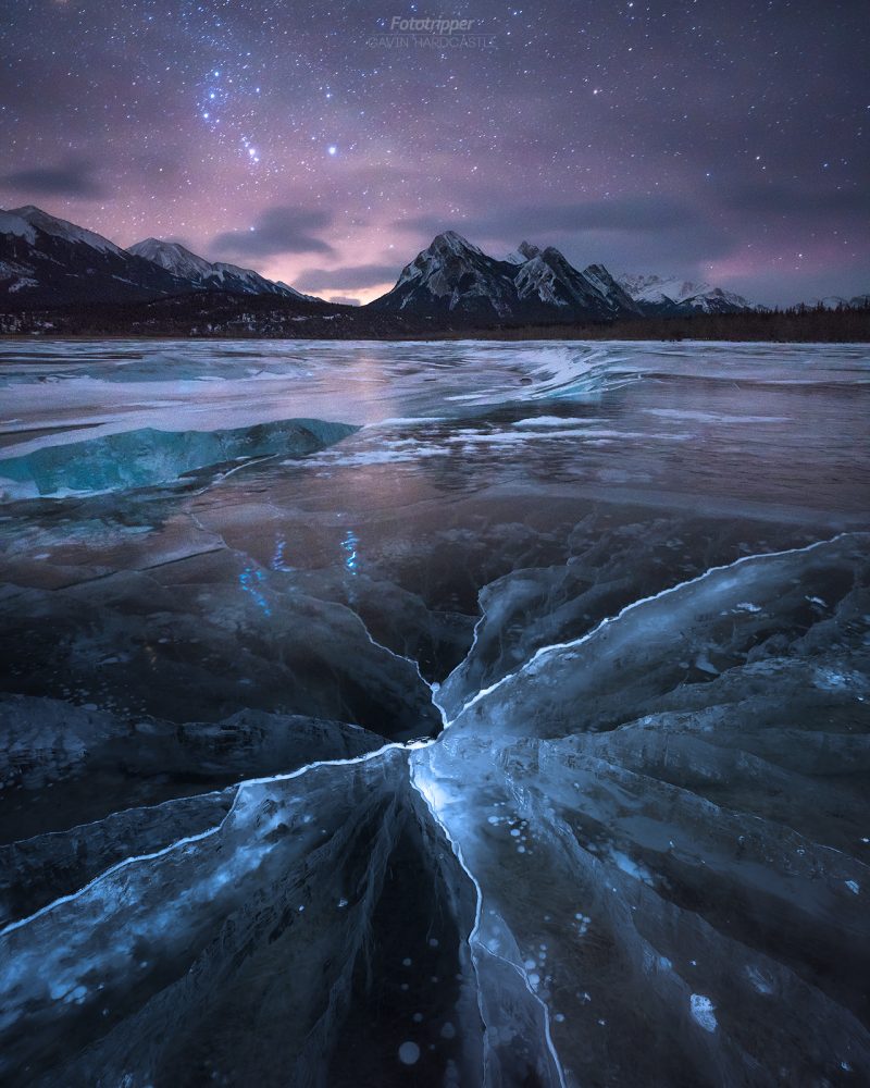 Abraham Lake Photography Tips - Ice Bubbles and Cracks - Fototripper